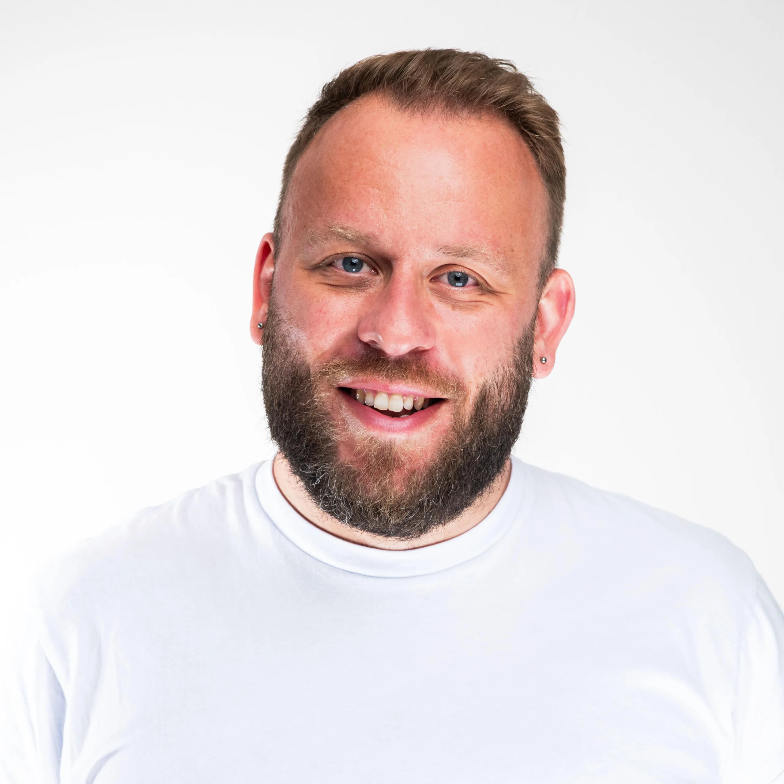 Meet the team | PR and marketing experts across Europe | Life Size